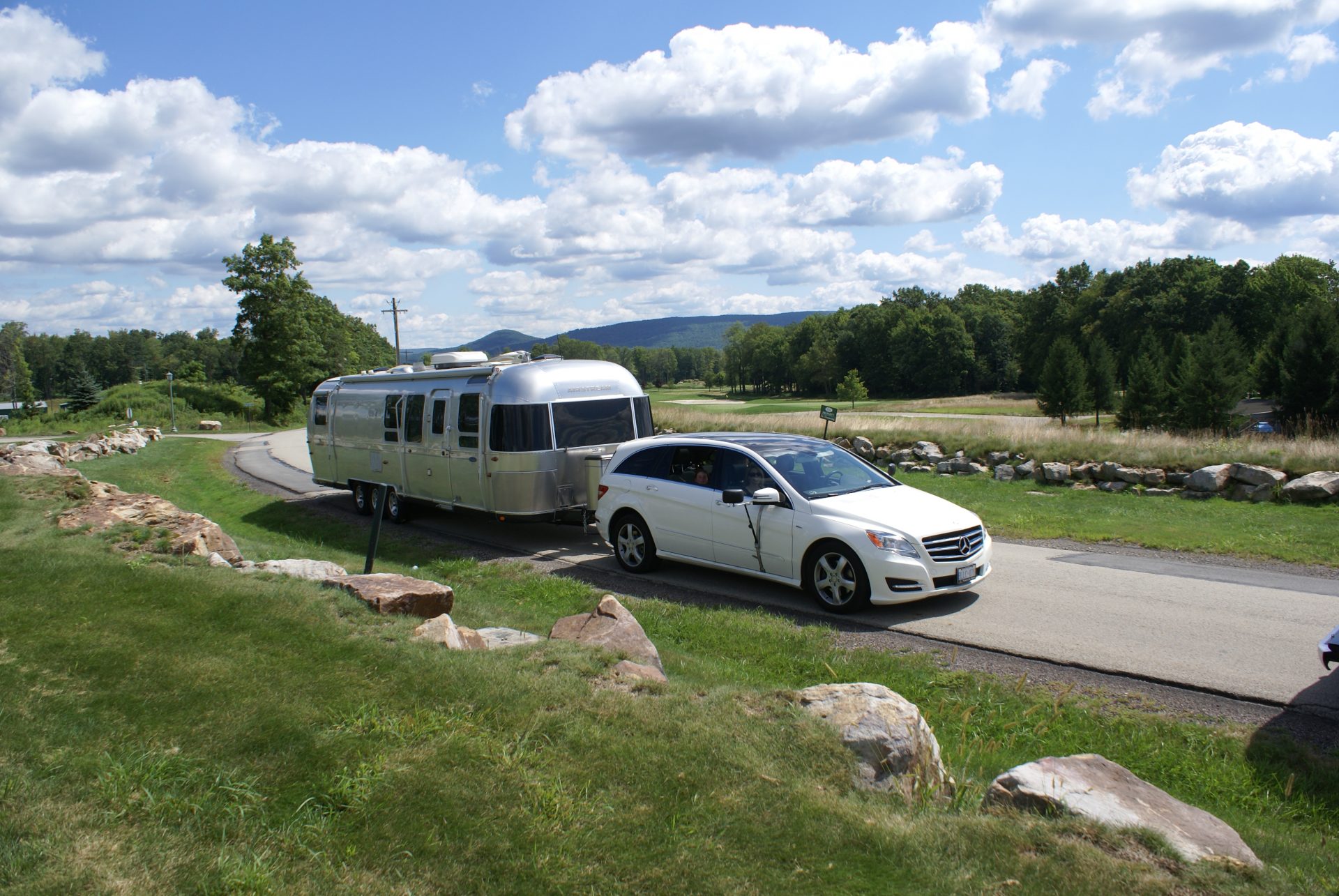 Hitch Hints – Why You Want a Tri-Axle | RV Lifestyle Magazine