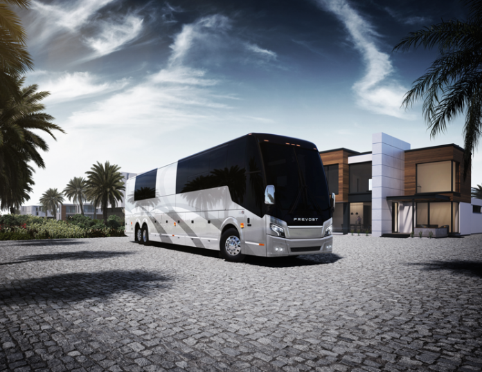 Prevost H3-45 Motorhome Features Fuel Efficiency and Aerodynamic ...