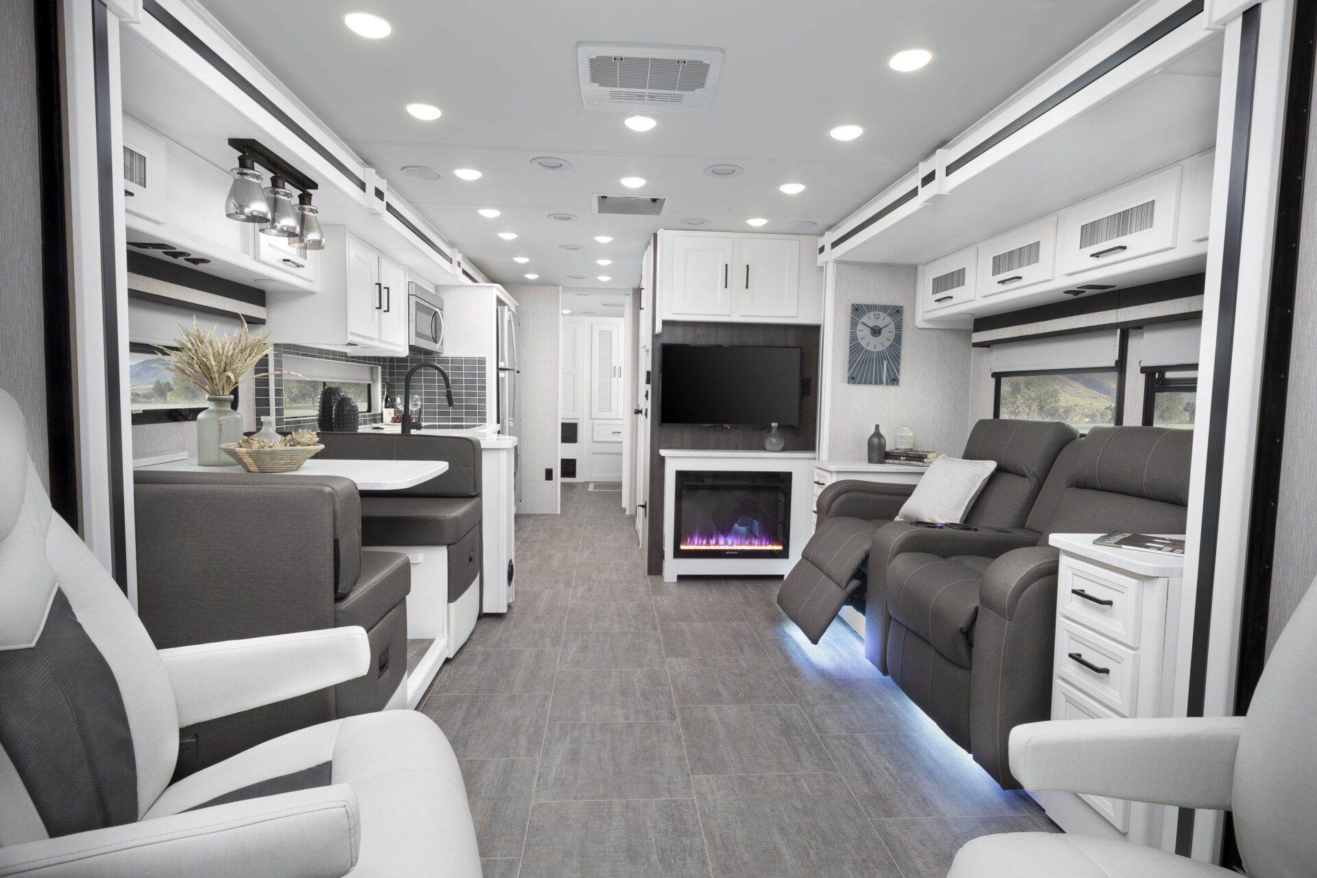 A Guide to Class A Motorhomes | RV Lifestyle Magazine